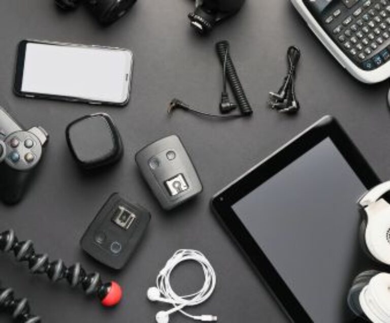 Tech Overload: How I Manage My Gadgets to Avoid Digital Burnout - Jackpoto